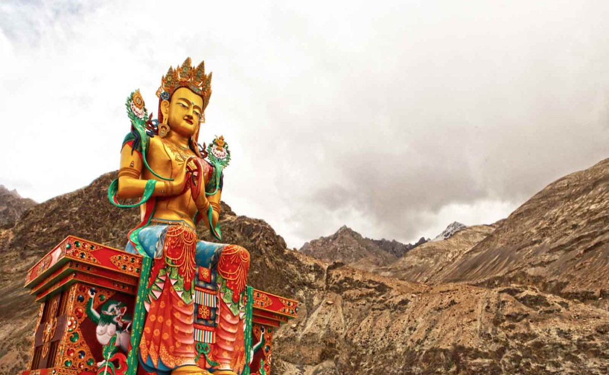 NOMADIC JOURNEY TOUR - Sunraj Travels