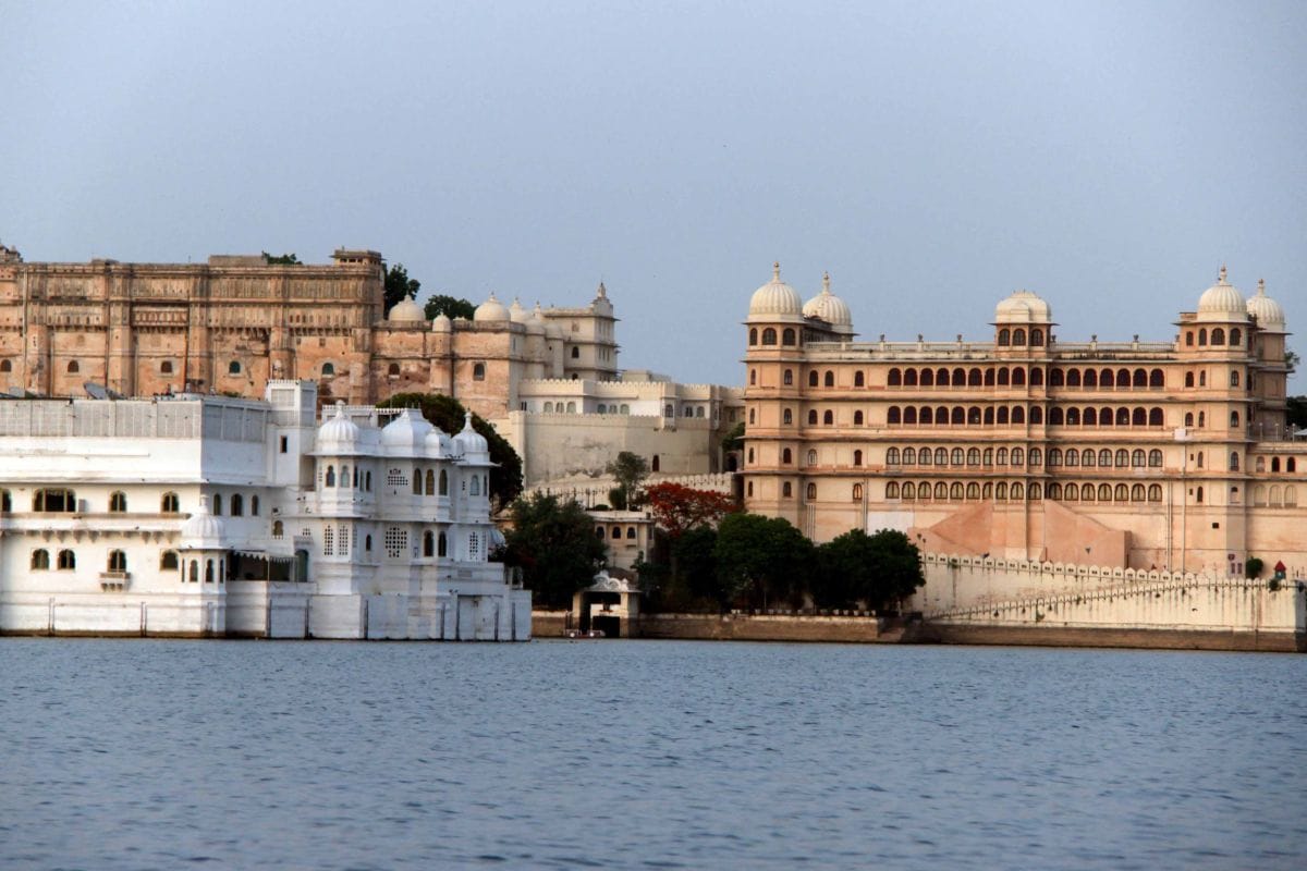 UDAIPUR – THE LAKE CITY TOUR - Sunraj Travels